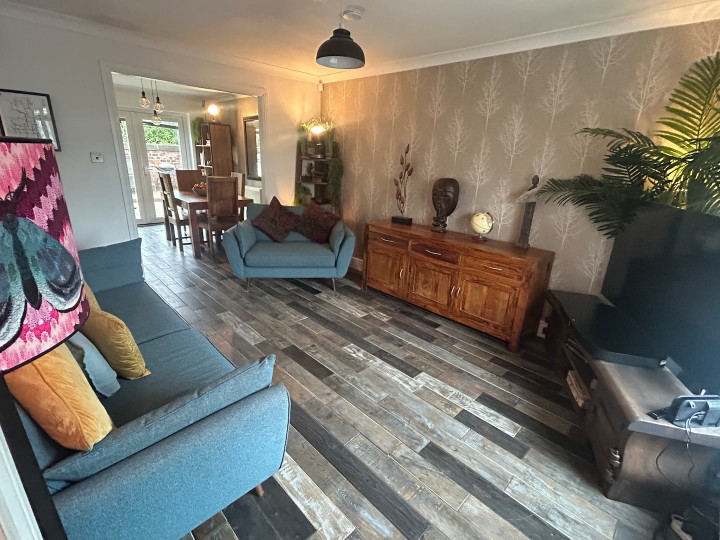 Clyde Nook
Detached House, Private Garden, Parking - Glasgow