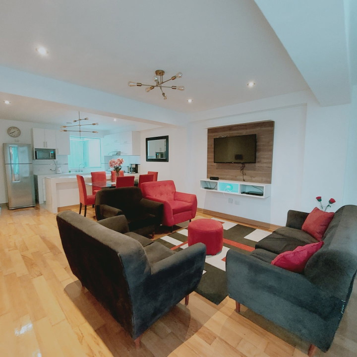 100 M² Furnished Apartment With Garage - Trujillo, Peru