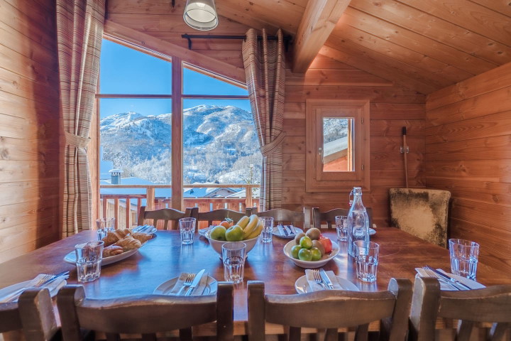 Chalet Confortable De 4 Chambres Avec Jacuzzi, Wifi Et Parking - Saint-Martin-de-Belleville