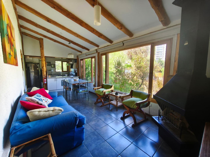 Spacious House In Papudo For 7-8, Steps From The Beach - Papudo