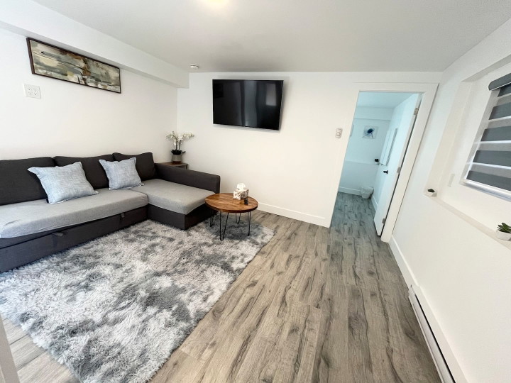 Guest Suite Located In The Heart Of Tsawwassen - ツワッセン