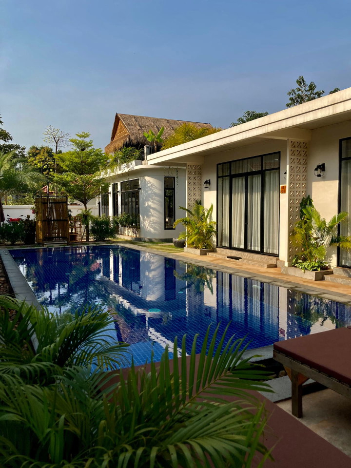 Private Bungalow | Large Sw-pool | Movies@100mbps - Cambodia
