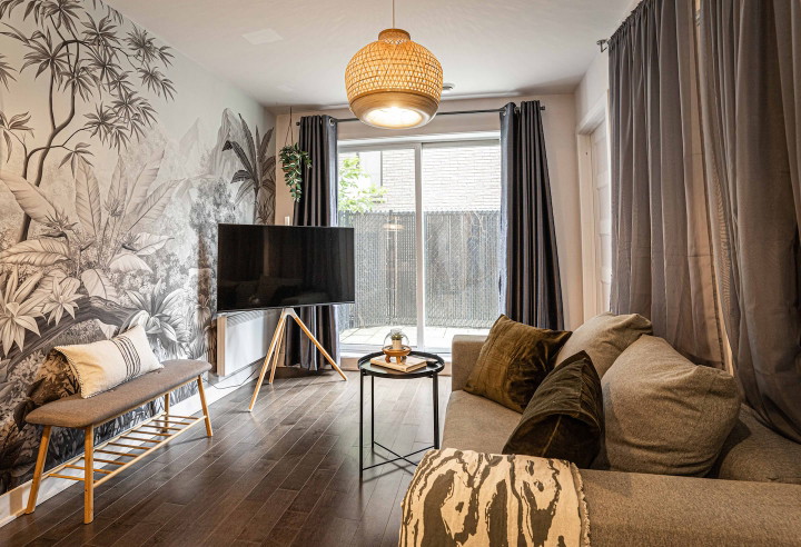 ÉLégant Appartement 2 Chambres Avec Patio, Parking, Centre-ville Et Aéroport - LaSalle