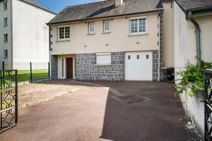 House 4 Bedrooms + 2 Bathrooms Rennes Pro/perso Living Room - Rennes