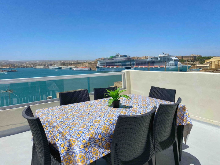 Harbour Seaviews & Roof Terrace In Senglea House - Malta