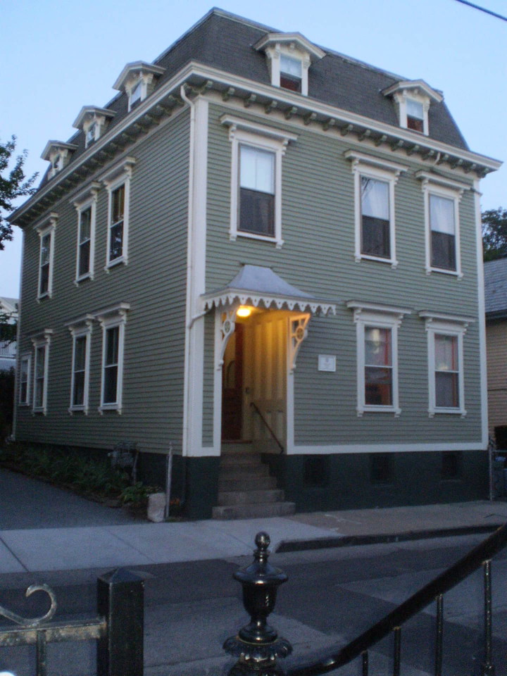 82 Thames, First Floor - Newport, RI