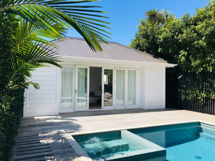 Contemporary Studio With Pool & Breakfast - Auckland
