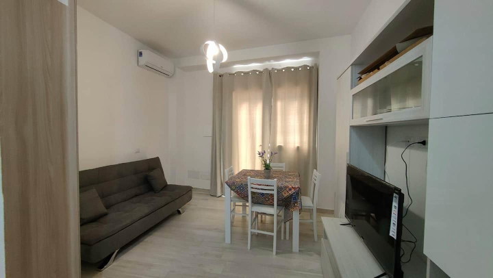 Studio Apartment In The City Center - La Maddalena