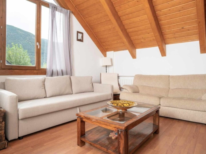 Los Manantiales, Villanua - Canfranc