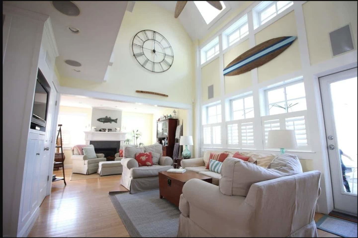 Harbour Island Coastal Home, Shoulder Season Mid-week Specials! Booking 2027 - Narragansett, RI