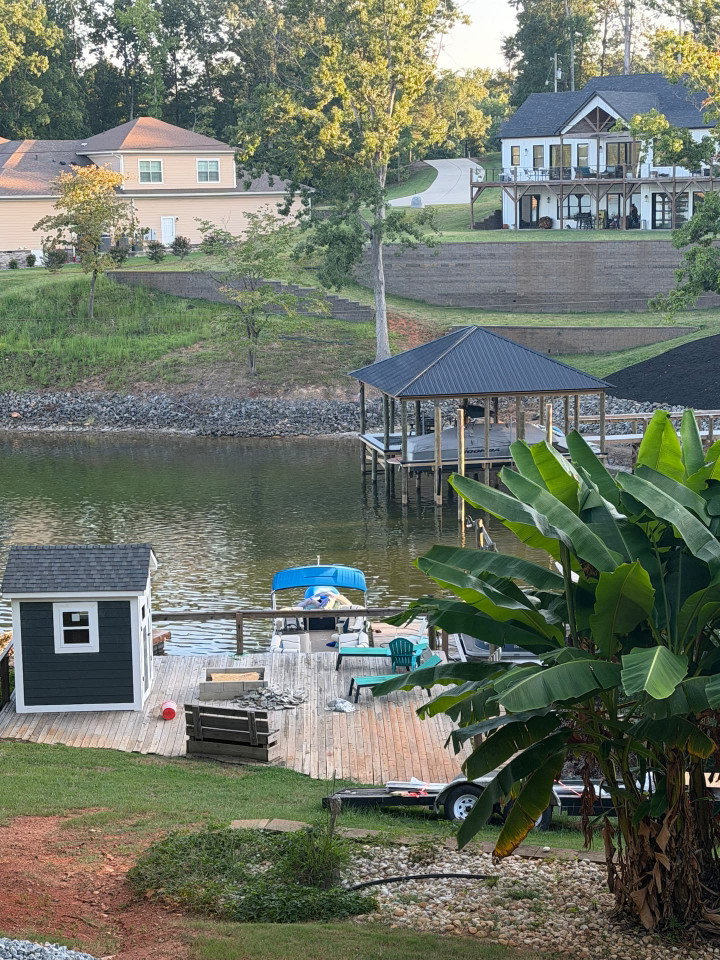 Lake Wylie Waterfront Retreat | Dock & Lake Access - Lake Wylie, SC