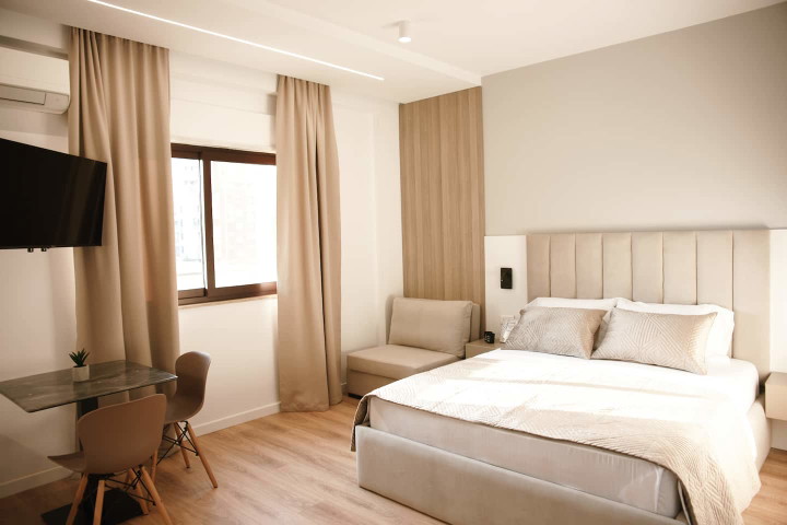 Appartement Près De Blloku, Du Lac Et Du Stade Air Albania (02) - Tirana