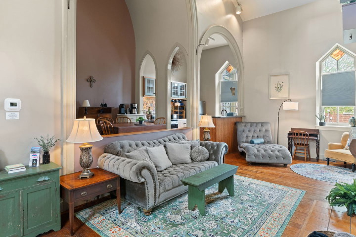 Old Church Condo In Historic Riverfront Marietta - Marietta, PA