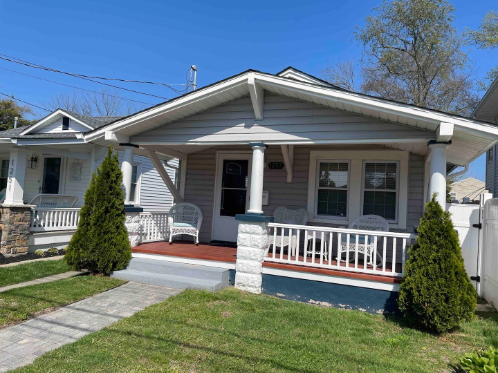 Entire 2 Bedroom Cottage,porch,deck, Wifi, Washer - Manasquan, NJ
