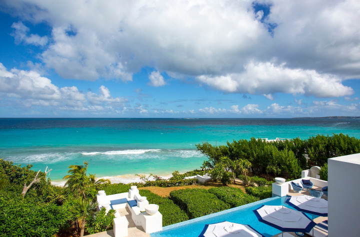 Sand Villa On Long Bay Beach. Staffed Luxury Oasis - アングィラ
