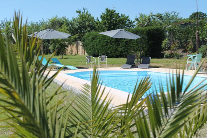 Gîte 2 Personnes Avec Piscine Chauffée - Haute-Vienne