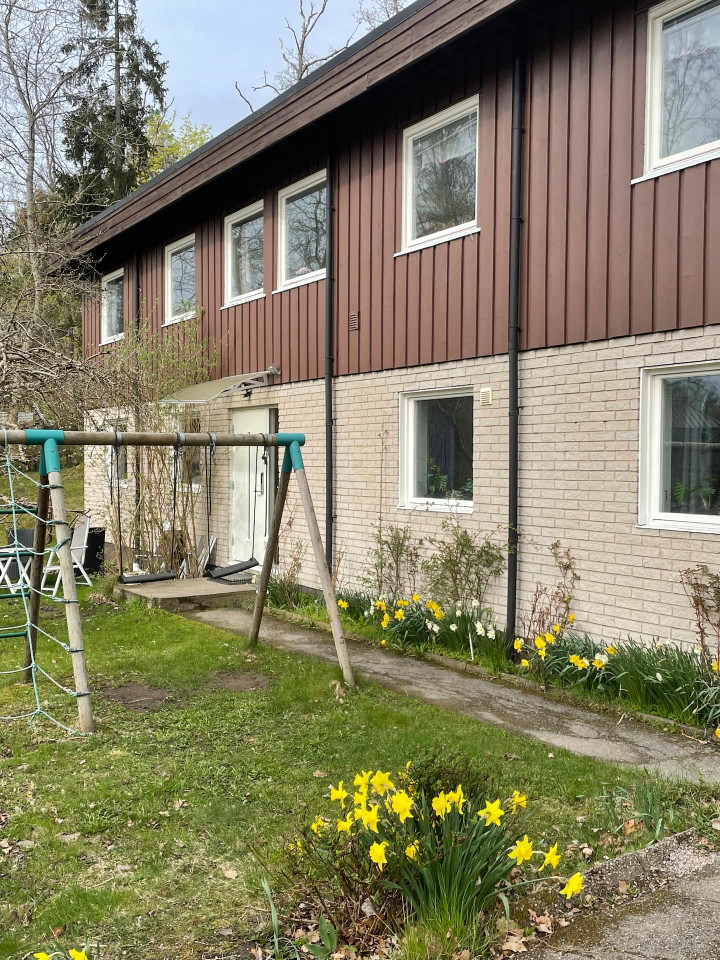 Trevligt Hus I Naturområde Med Fri Parkering - Stockholm