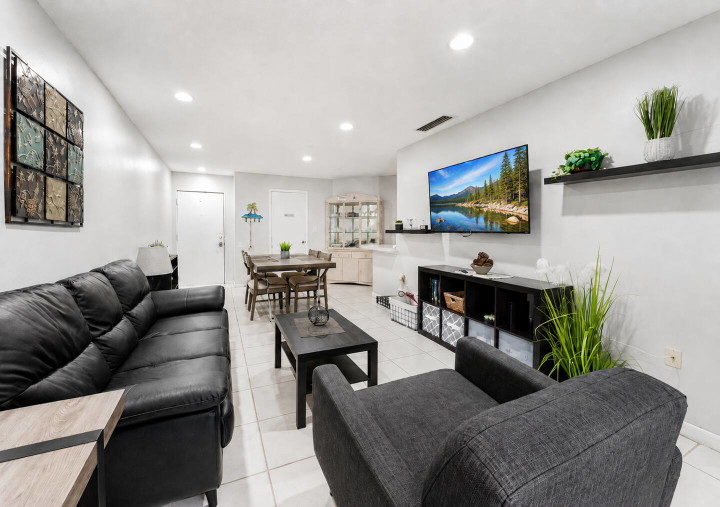 3697 Orlando Vacational Apt - Orlando, FL