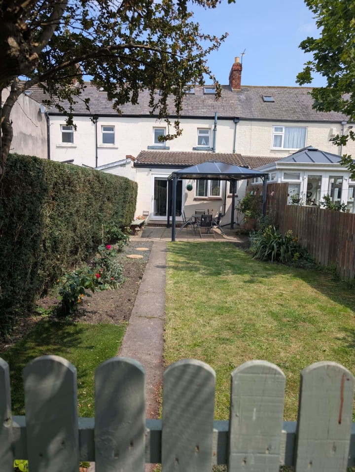 Dog-friendly Cottage With Private Garden & Parking - Staithes