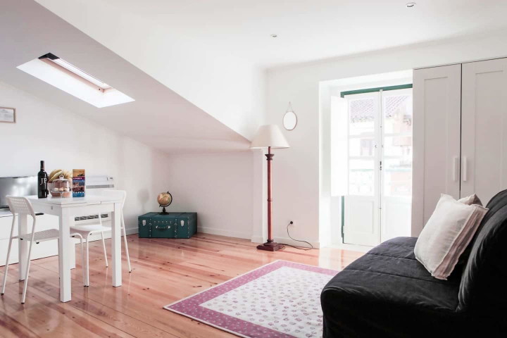 Top-floor Lisbon Studio | Peaceful & Central - Lisbon
