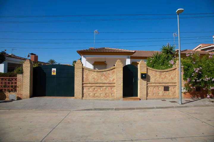 Chalet Playa Mazagón Con Piscina Privada - Mazagón