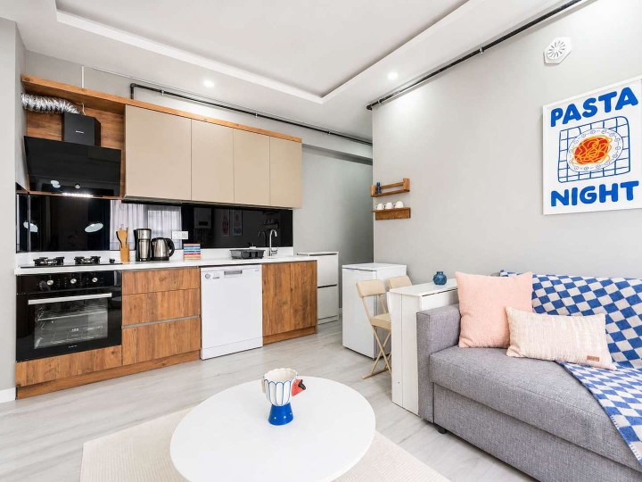 Apartment With Balcony Near Kaleiçi & City Center - Antalya