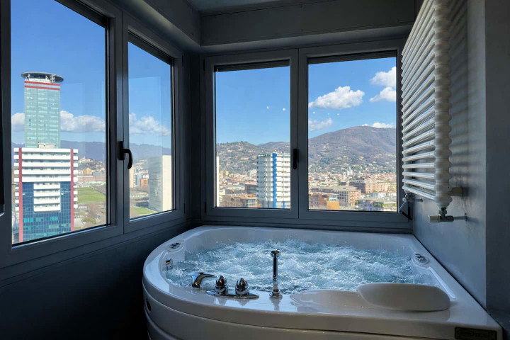 Panoramic Penthouse Brescia |Jacuzzi|private Parking - Brescia
