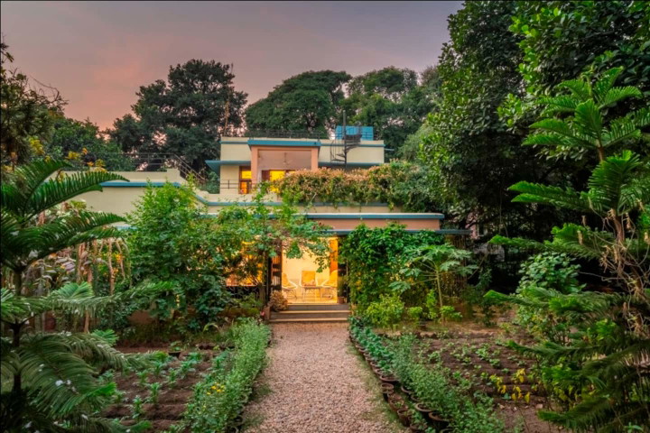 Escapade Familiale Tranquille Et Confortable Avec Jardin Privé - Santiniketan