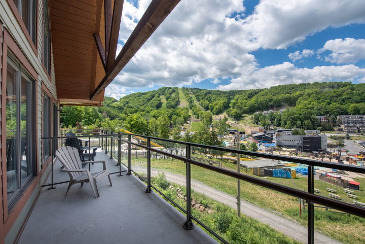 Chateau Bromont - 1 Bedroom Condo Corner Unit - Bromont