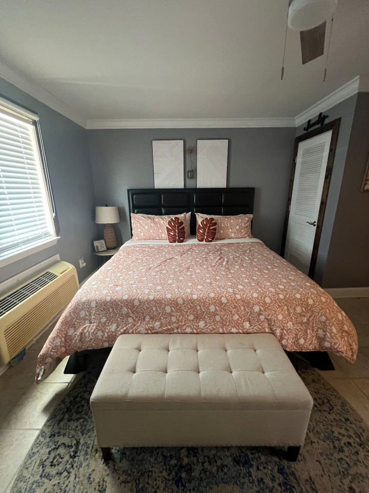 Stunning And Cozy Studio Farm Beach Condo. - Biloxi, MS