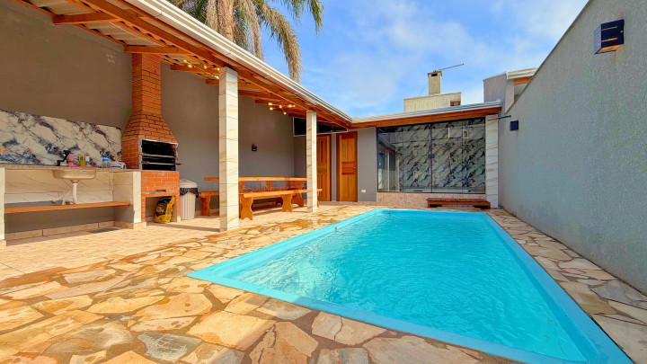 House With Pool Near The Beach For 12 People - Guaratuba