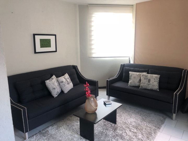 Departamento 2. Dos Cuartos, Baños  Y Cocineta. - Aguascalientes