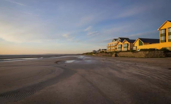 4 Bedrooms 2 Baths House In Laytown Co. Meath - Drogheda