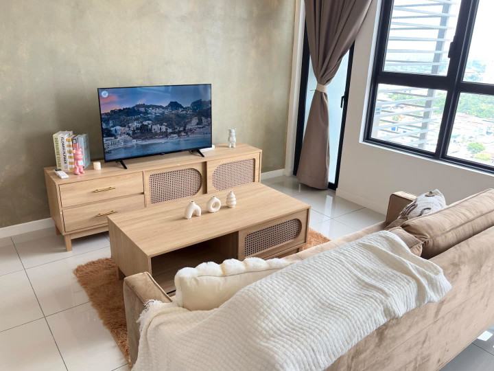 Subang 4 Pax| Sri Kdu | Sunway |Netflix| Parking - Subang Jaya