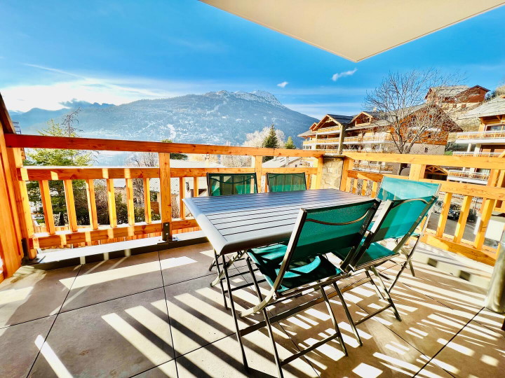 Brand New 2-room Apartment Elevator, Parking, Terrace - Briançon