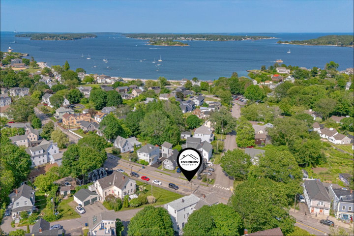 Arlie's Digs! - One Block To Willard Beach! - Portland, ME