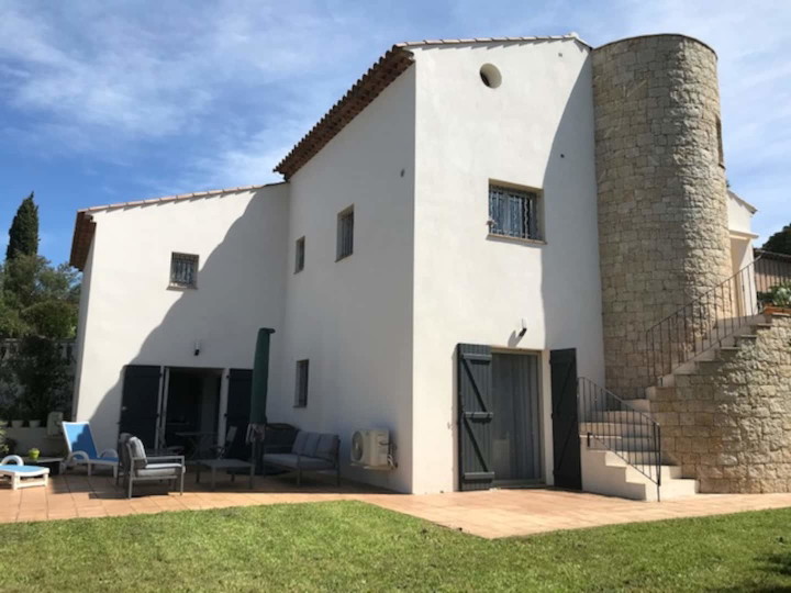Studio Classé 3*indépendant Dans Villa Et Piscine - Sainte-Maxime