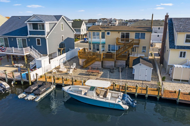 Lagoonfront Beach Get Away - Barnegat Light, NJ