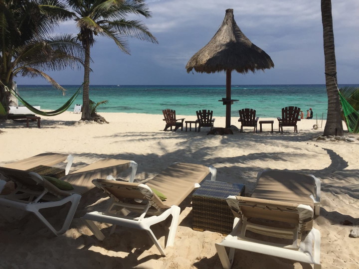 Caribbean Beachfront Apartment - Akumal
