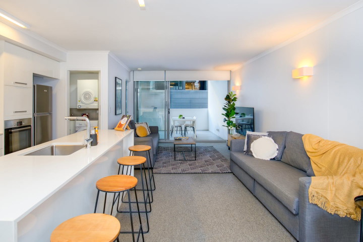 Modern South Bank Apartment! Free Parking & Wifi - オーストラリア ミルトン
