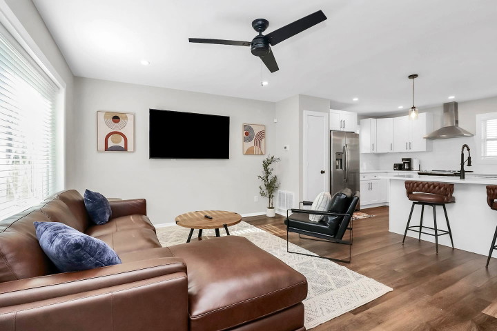 North Of Noda Twin Clt 1: 3 Bedroom 2 Bath - Charlotte, NC