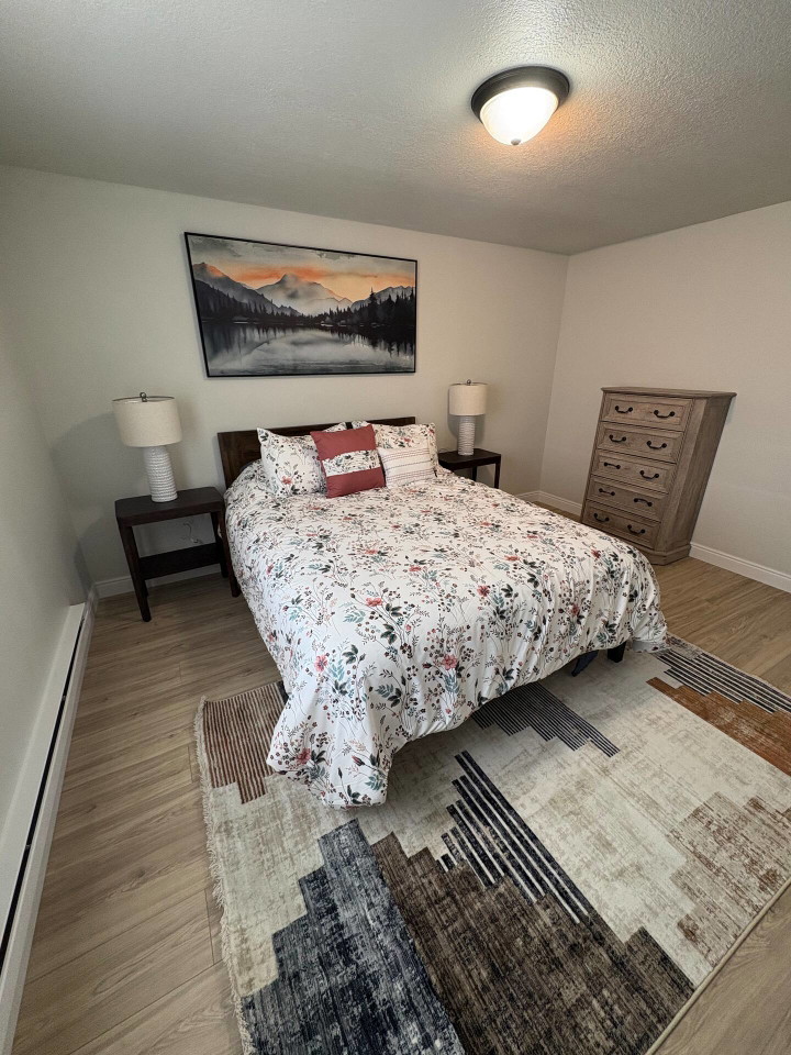 The Western Cottage
2 Bed 1 Bath - Douglas, WY