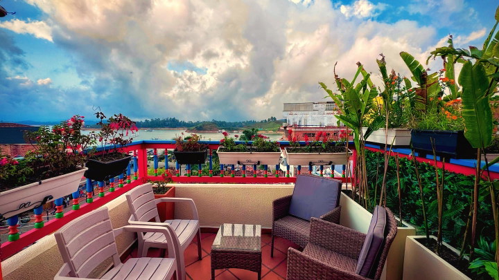 Steps From Umbrella St | Terrace With View 2 - Guatape
