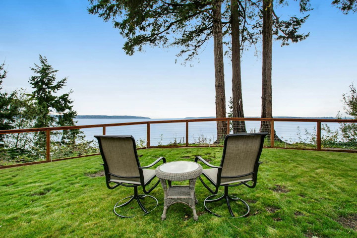 Luxury 4br Oceanfront - Chef's Kitchen- Pool - Marysville, WA
