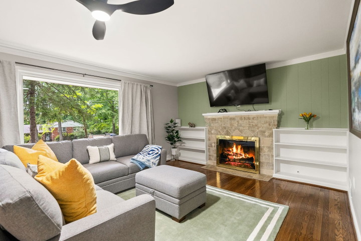 Fairfax Home Near D.c. & Metro - Falls Church, VA