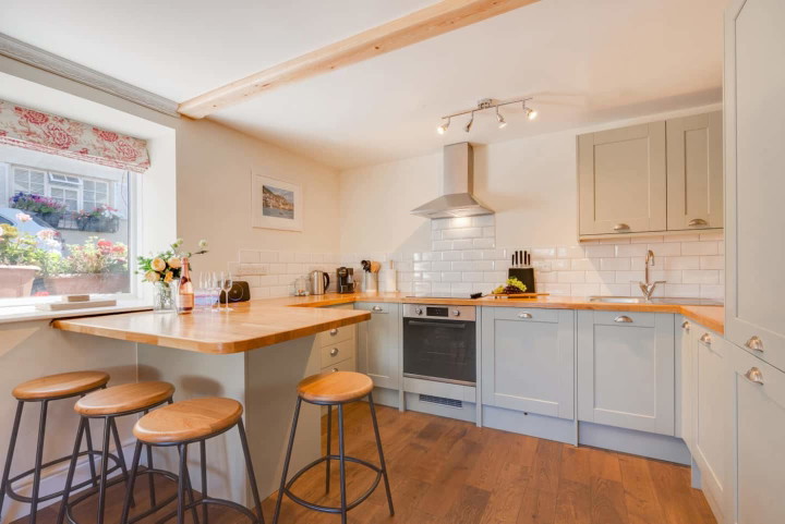 2 Bed In Torquay (Oc-sdmarg) - Brixham