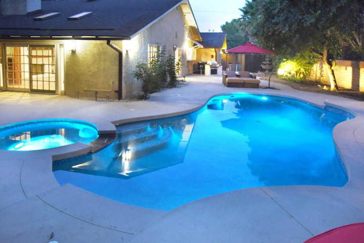 Casa Del Moreno - Una Casa De Lujo Con Piscina Y Spa - Calabasas, CA