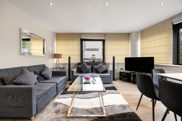 Stylish 2br Urban Oasis Wimbledon Park Sw19 - Kingston-upon-Thames