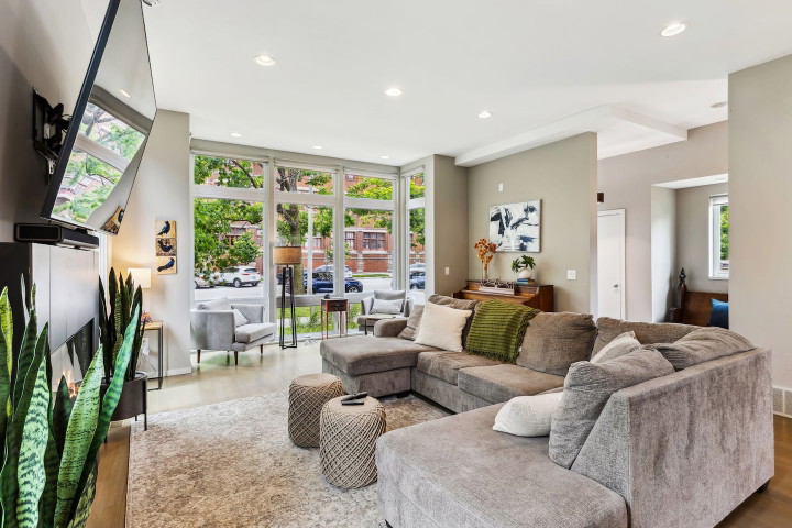 Luxury Tremont Home | Theater Hot Tub - Cleveland, OH