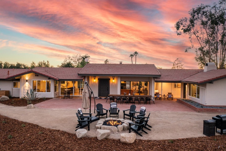 Luxe Vineyard Retreat 5br - Fire Pit Bbq Sleeps 10 - Santa Ynez, CA